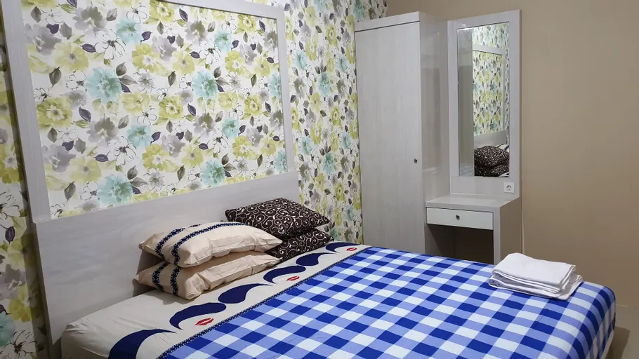 Apartment Jumbo 2 Bedroom At Tanglin Griya Gailen 5 - Surabaya