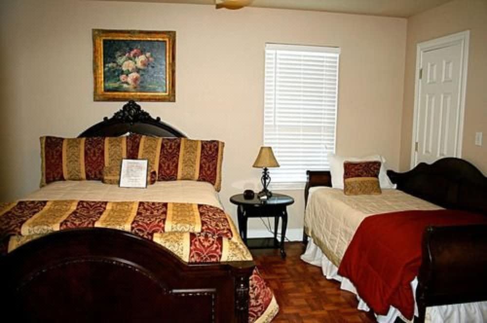 Davis Mountains Inn - Fort Davis, TX
