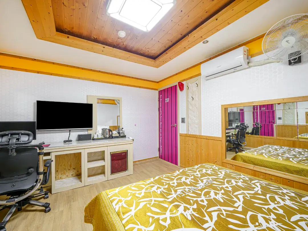 Gwangju Shinan-dong Pharaoh - Gwangju