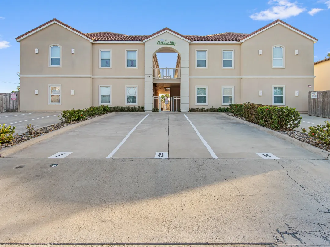 Ground Floor Bayside Beauty Walk To The Beach - South Padre Island, TX
