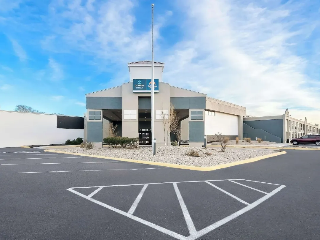 Suburban Studios, Kearney - Kearney, NE