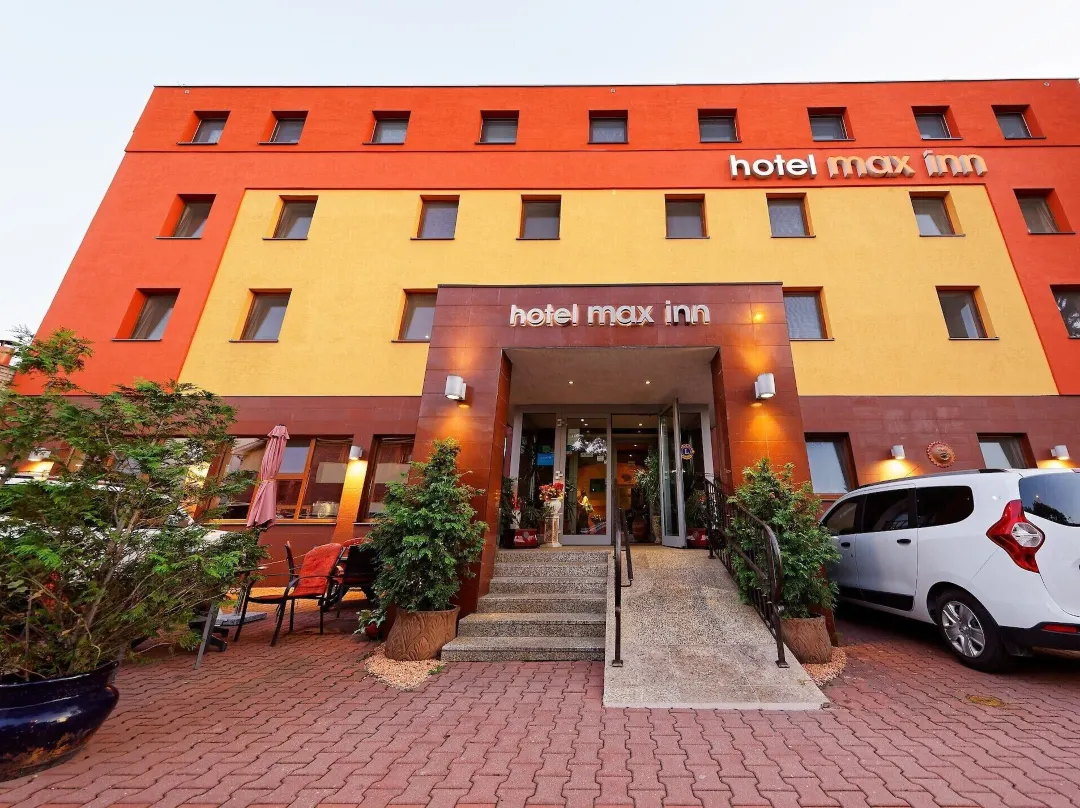 Hotel Max Inn - Bratislava