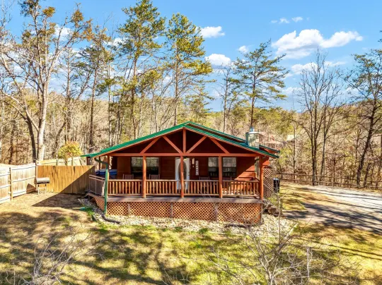 Majestic Mountain Views And Cozy Hot Tub - Charming Family Retreat - Townsend, TN