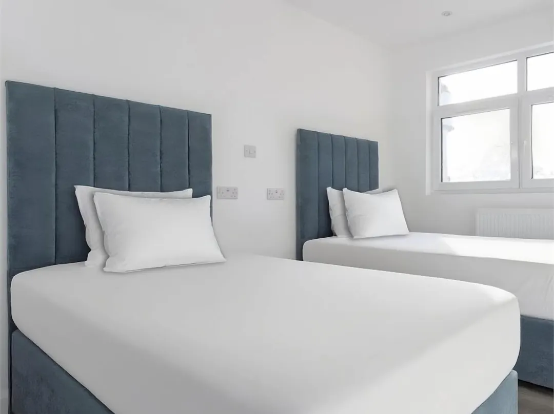 Savoy 5 - Ayr, UK