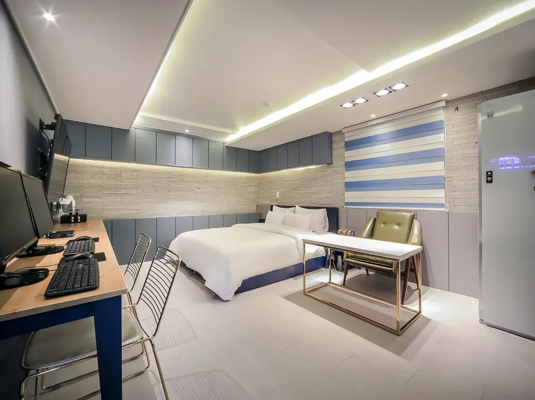 Seomyeon Cheese Hotel - 부산광역시