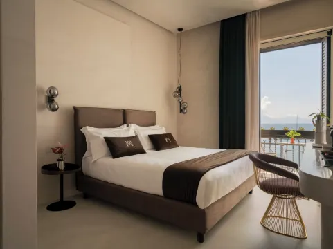 Demetra Luxury Suites - Naples