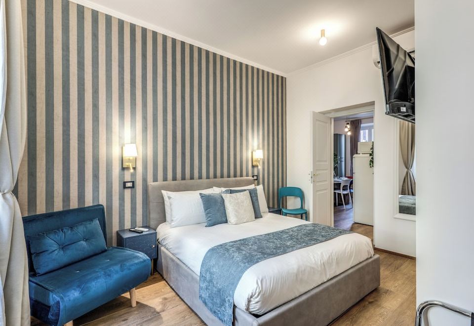 Charming 3-bedroom house in the center of Rome near Colosseum & Termini ...