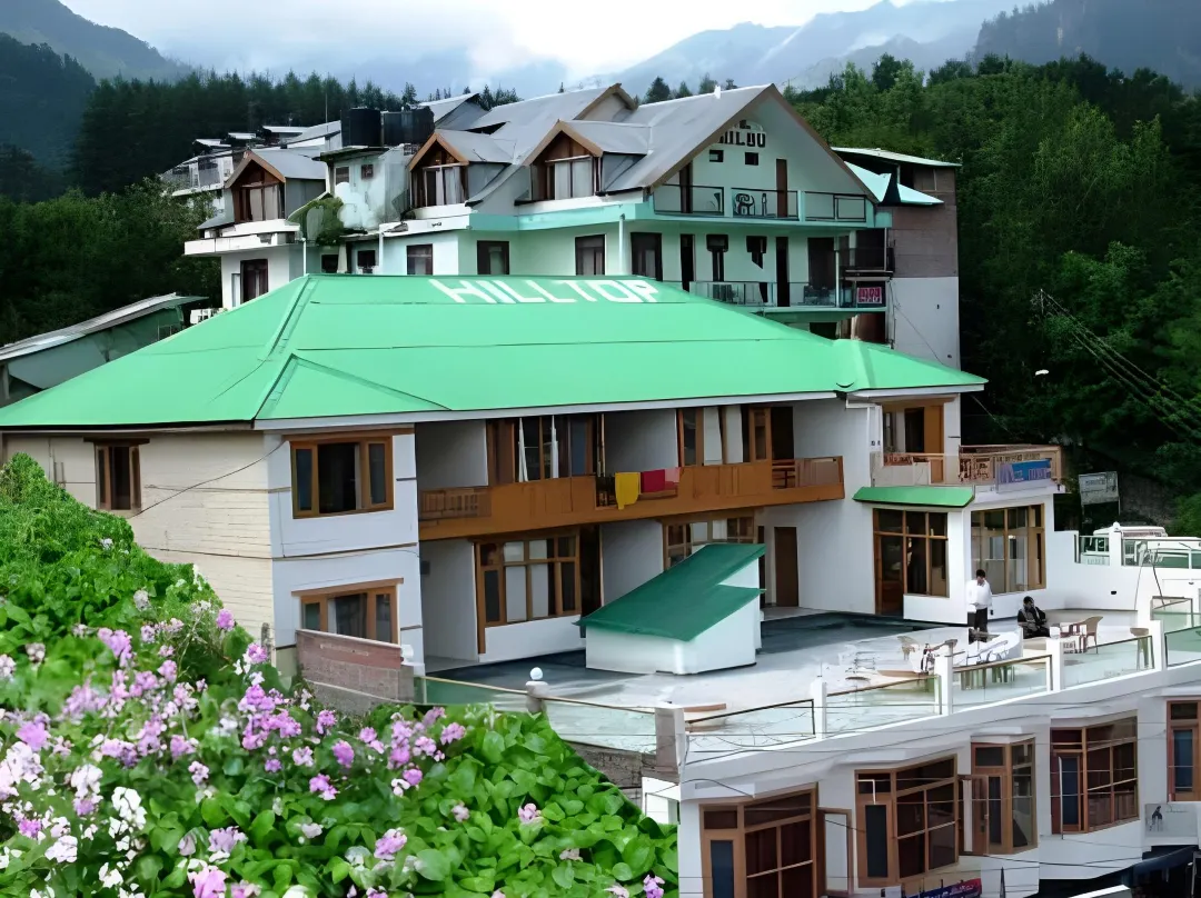 Hotel Hilltop - 마날리