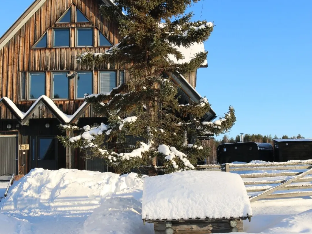 Shaman Village Resort & Glass Igloos - Rovaniemi
