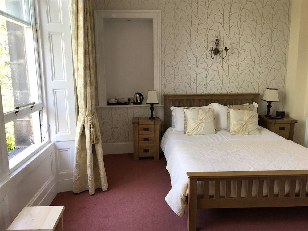Alba House - Edinburgh