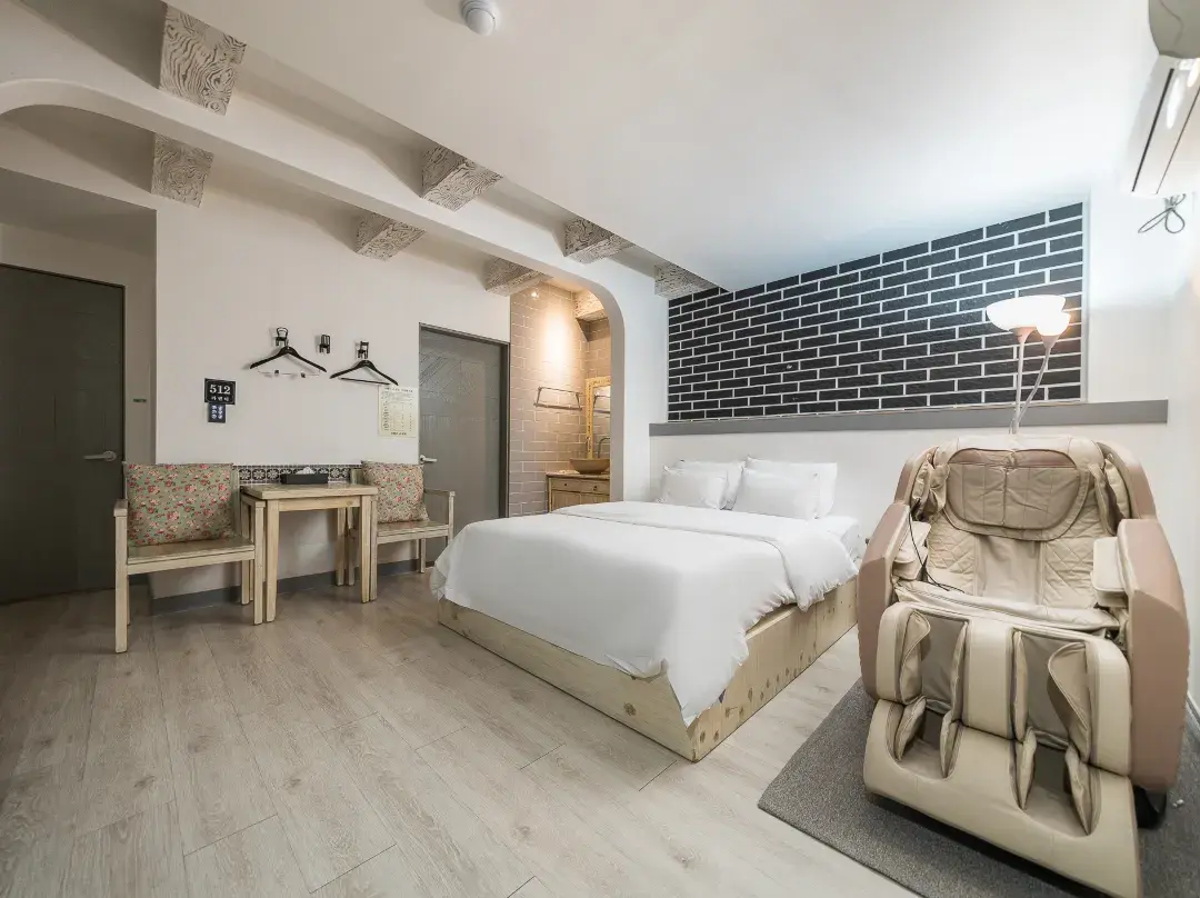 Hwaseong Wolmun Lavender Onchen Hotel - Hwaseong