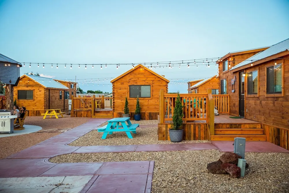 The Big Texan - Cabins And Wagons - Amarillo, TX