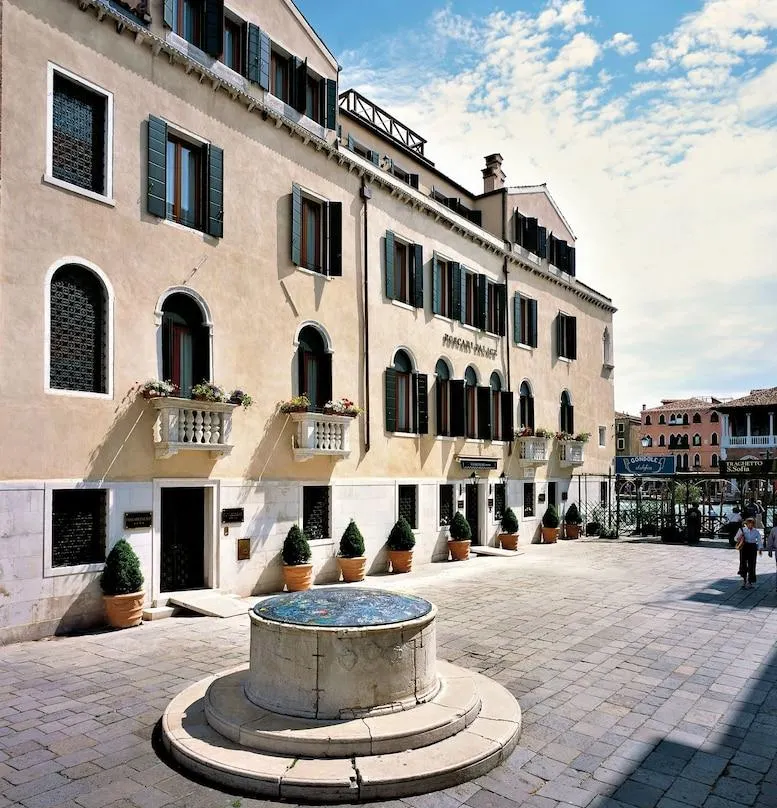 Foscari Palace - Venecia