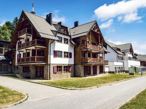 Pohorje Village Wellbeing Resort - Wellness & Spa Hotel Bolfenk - Slovenia