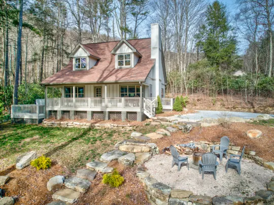 Hot Tub, Fire Pit And Scenic Trails - Stunning Adventure Retreat - Beech Mountain, NC