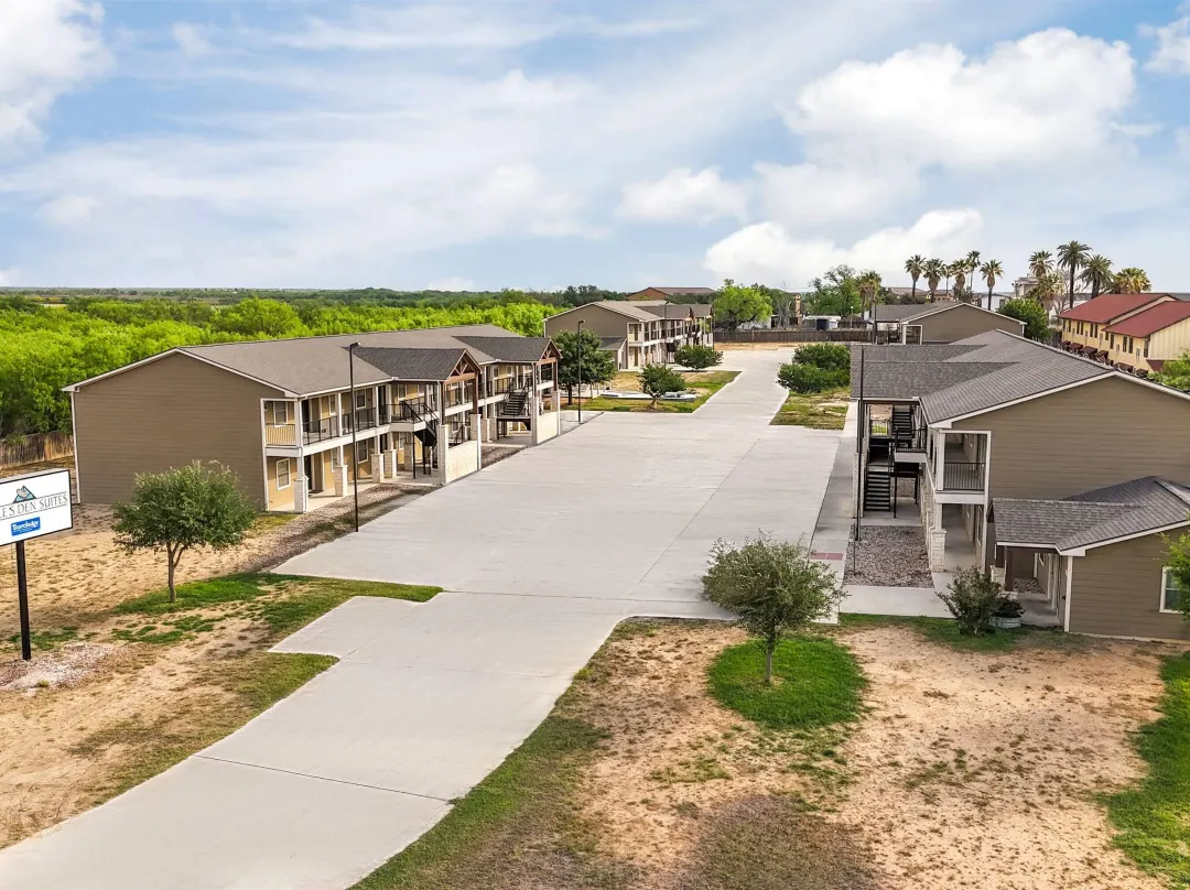 Eagle's Den Suites Carrizo Springs A Travelodge By Wyndham - Crystal City, TX