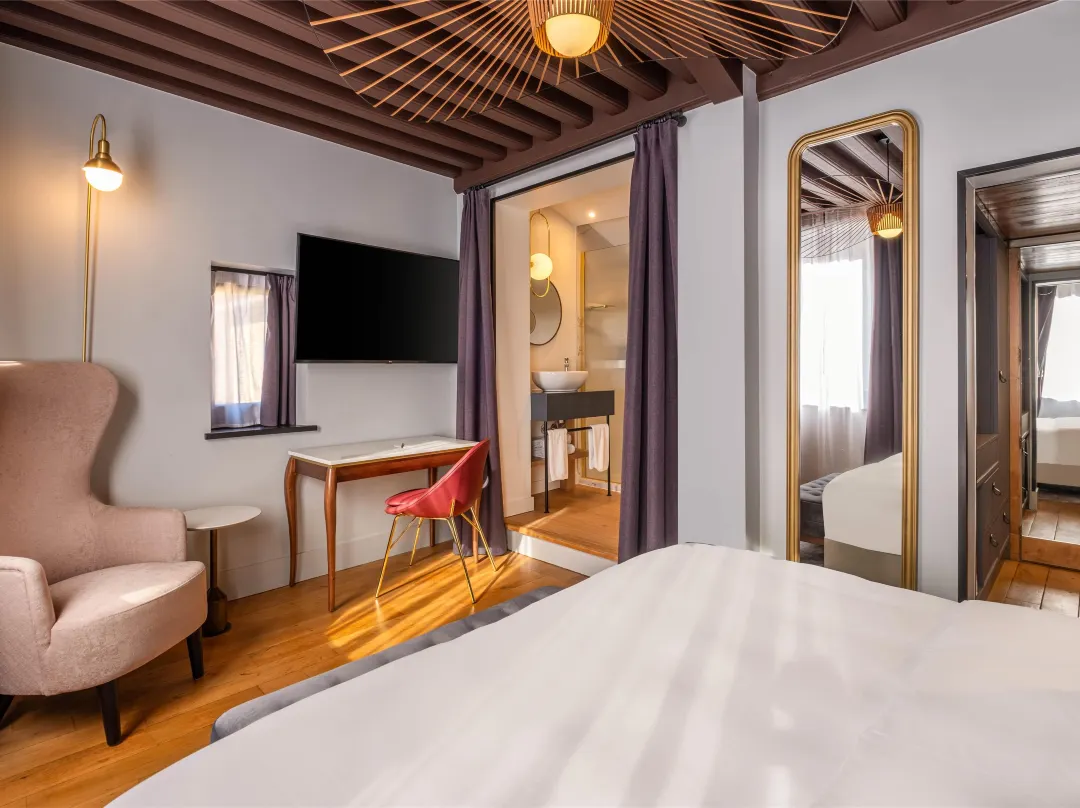 Cour Des Loges Lyon, A Radisson Collection Hotel - Lyon