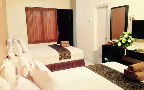 Tirta Kencana Hotel & Garden Resto - Yogyakarta