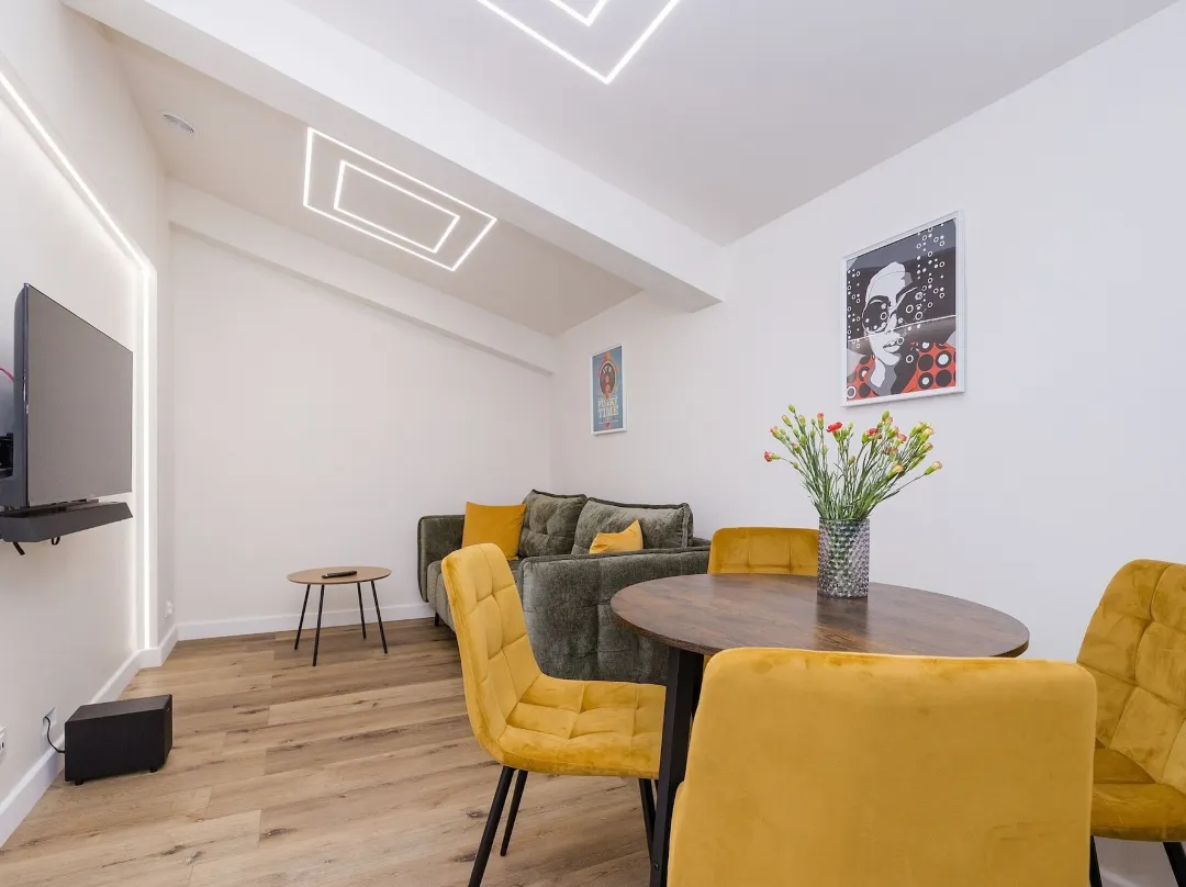 Shortstaypoland ŻElazna - Warszawa