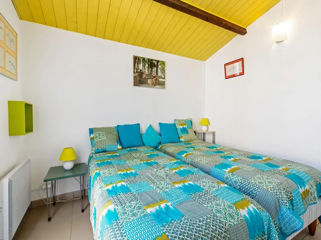 Stylish 2-bedroom Retreat In Agde - Agde