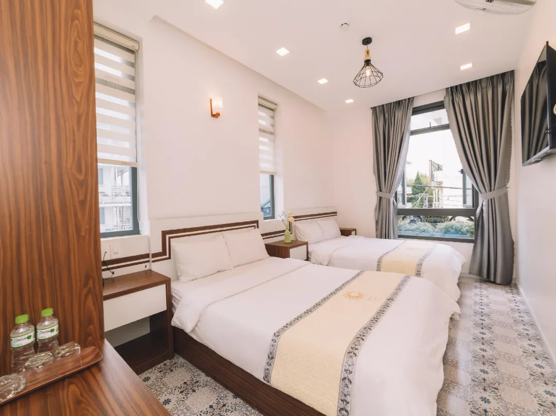 Hạ Na Hotel Đà Lạt - Đà Lạt