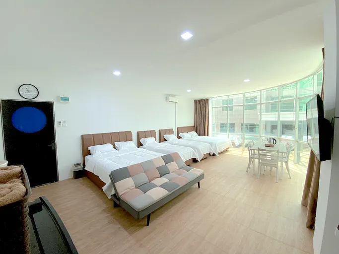 Cn Homestay B1 Floor 2 At Nagoya Hill Mall - Batam