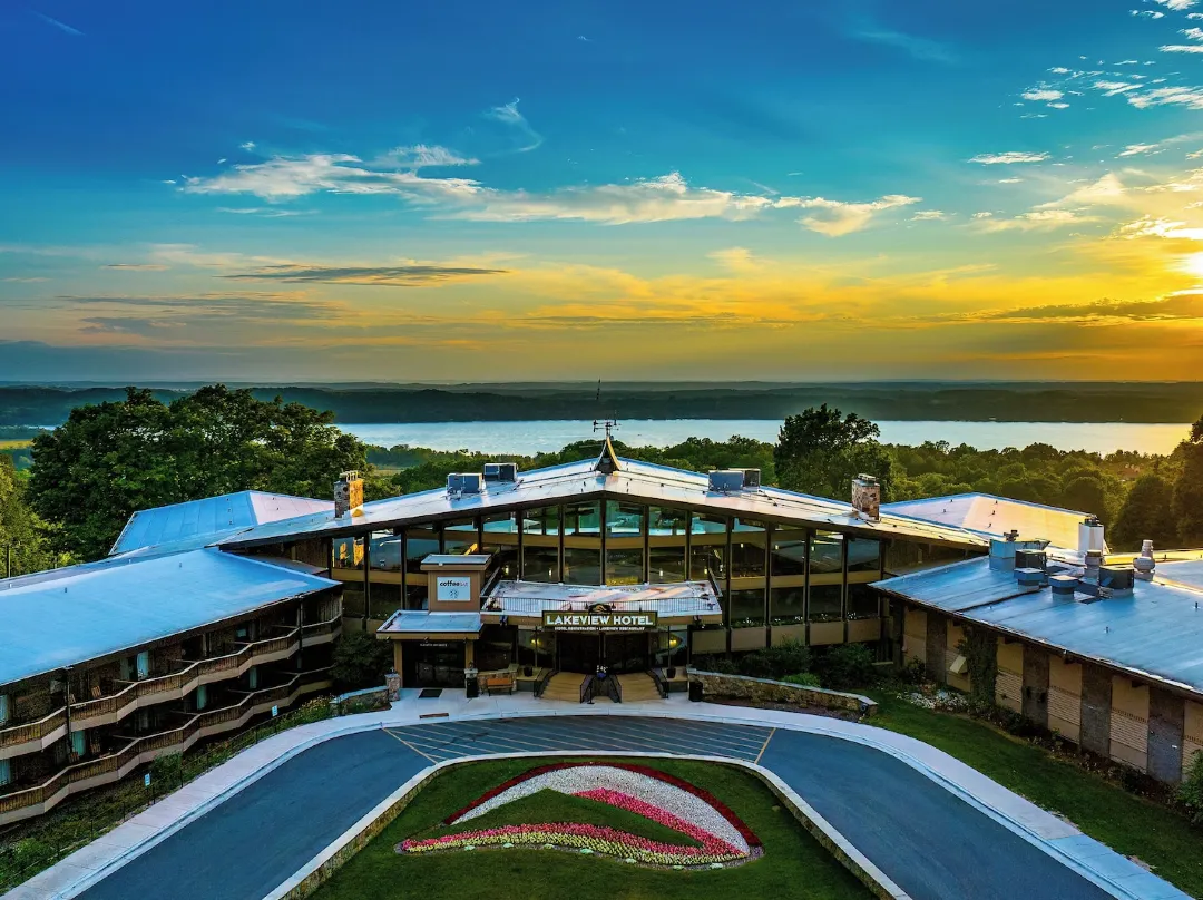 The Lakeview Hotel, Shanty Creek Resort - Torch Lake, MI