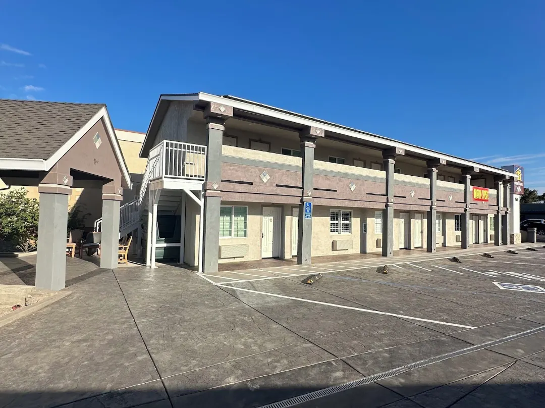 Hometown Inn - Los Baños, CA