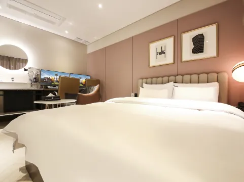 Chungju Station Brown Dot - Chungju