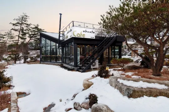 Eunseok Healing Maeul Pensionn - Andong