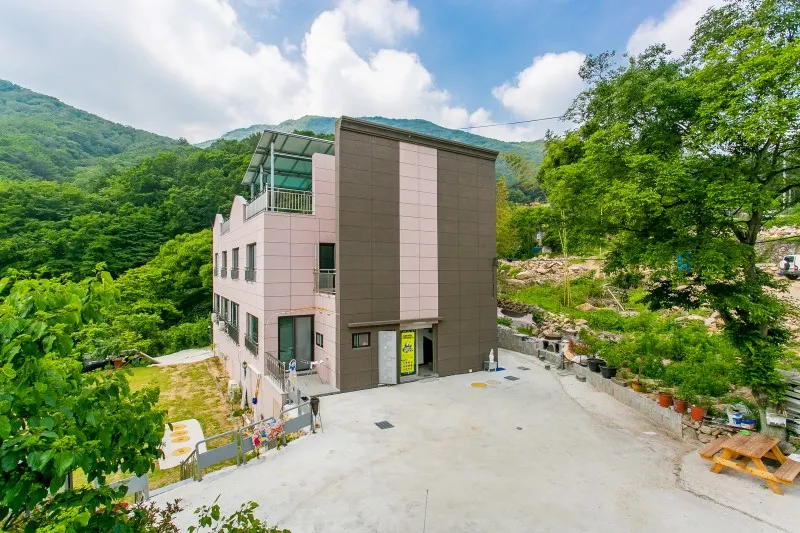 Gimhae Solar House Pension - Busan