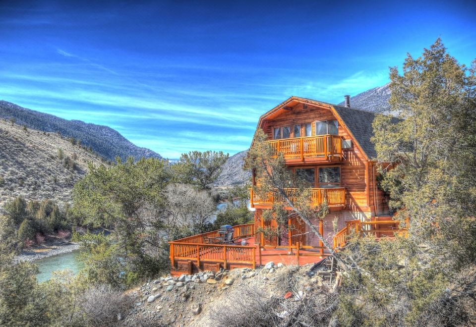 Yellowstone Gateway Inn,Gardiner - Updated Prices & Hotel Reviews 2024 ...