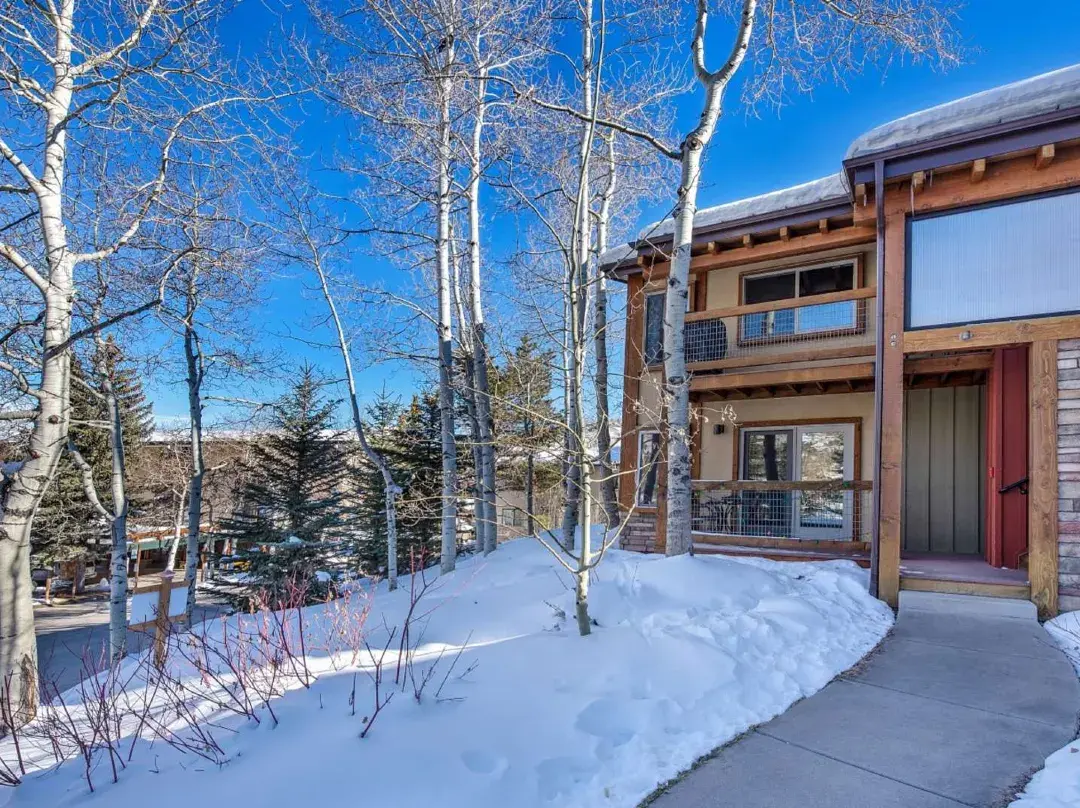 Private Balcony And Cozy Living Spaces - Stylish Mountain Hideaway - Snowmass Village, CO