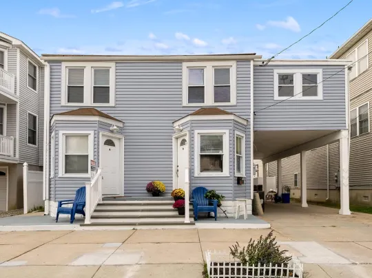 Short Walk To Beach And Dining Delights - Charming Coastal Retreat - Wildwood Crest, NJ