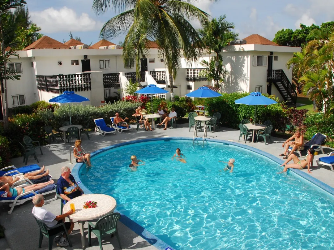 Plum Tree Club - Bridgetown