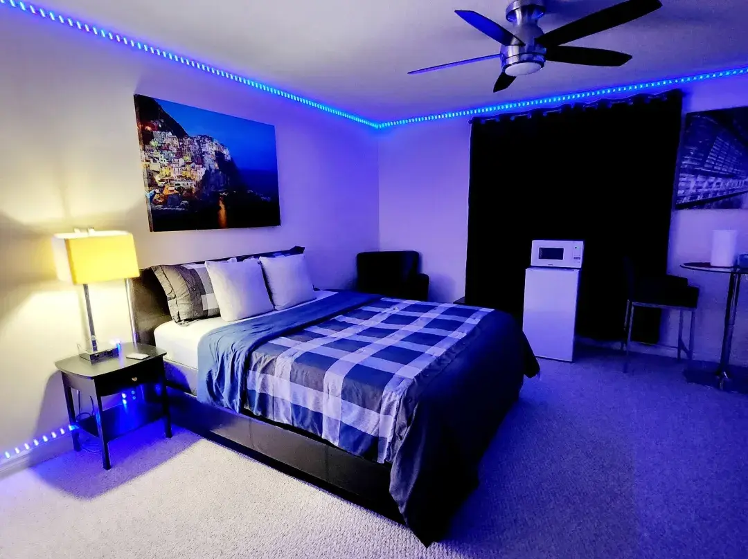 Platinum Staycation Suite Parking - London