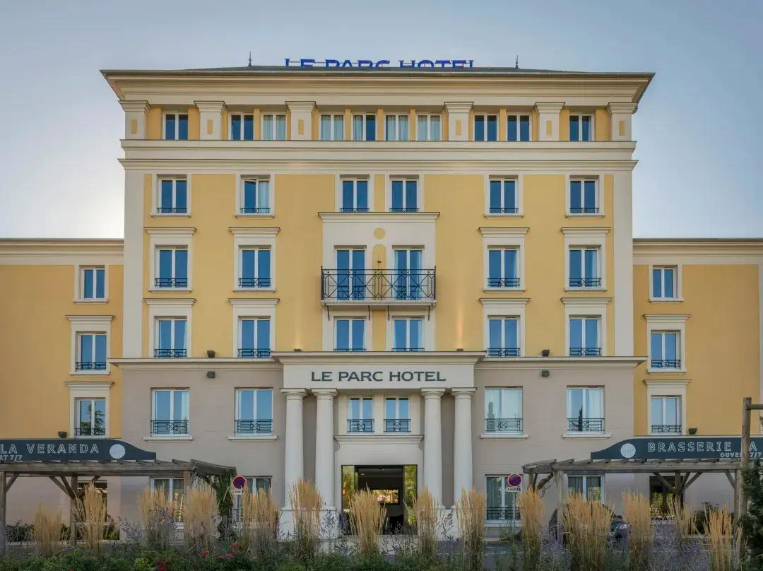Le Parc Hôtel - Le Plessis-Robinson