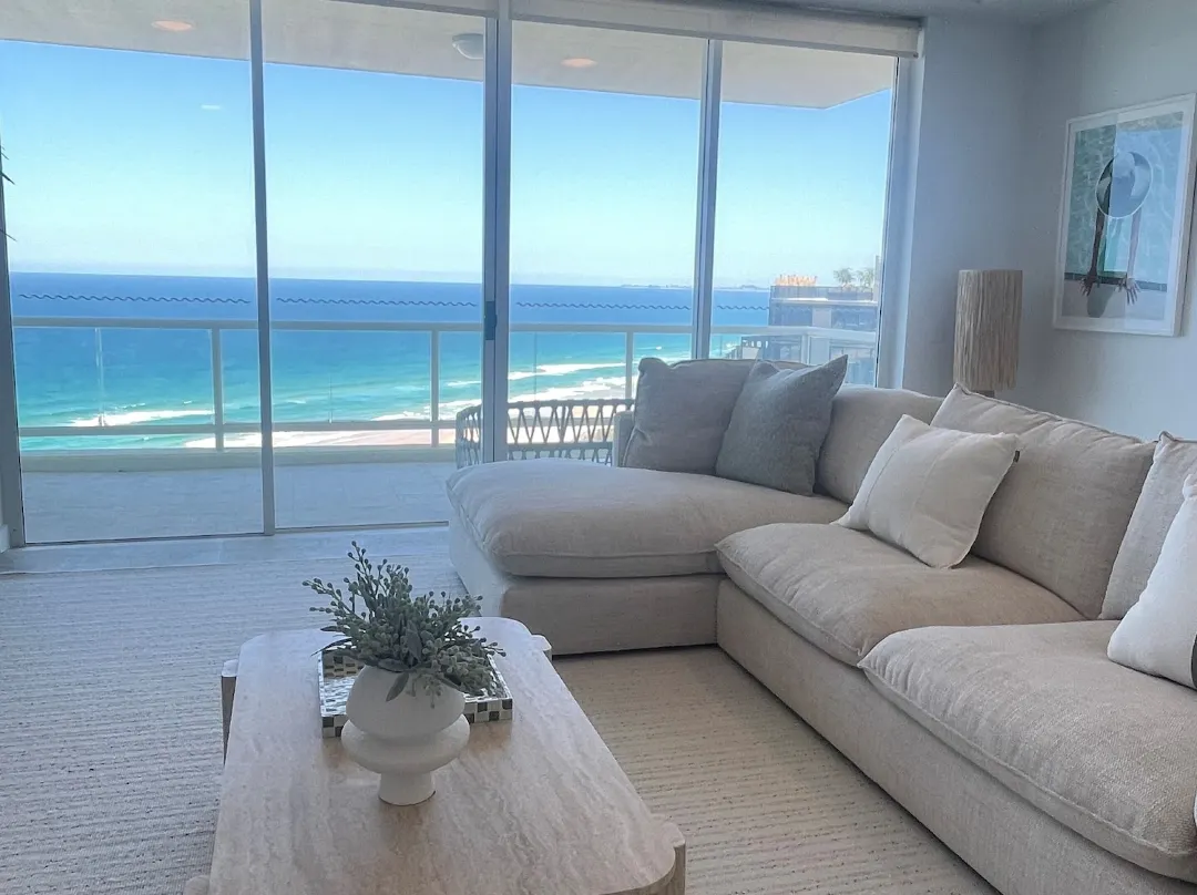 Carmel By The Sea - Broadbeach