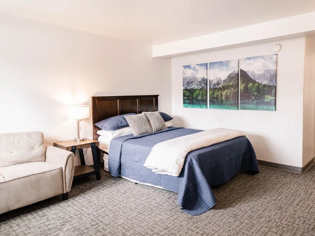 Alaska Frontier Inn - Alaska