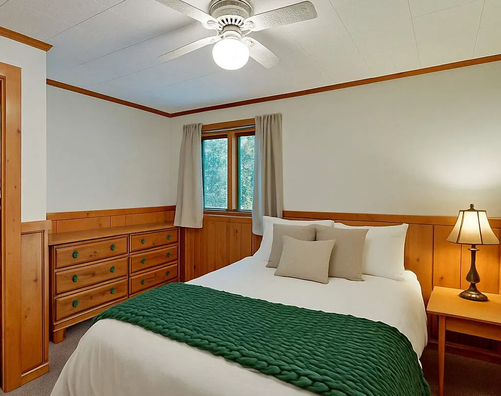 Pine & Paddle - St. Germain, WI