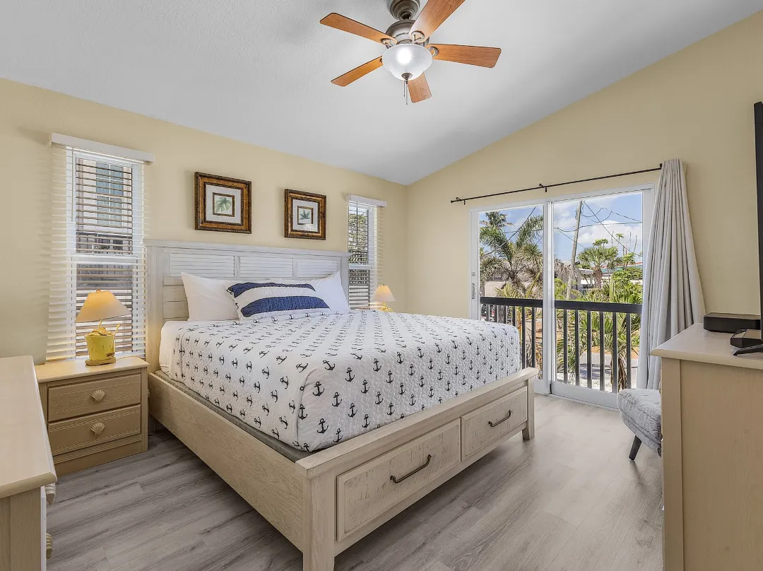 Heated Pool, Grill And Lanai Experience - Charming Coastal Oasis - Fort Myers Beach, FL