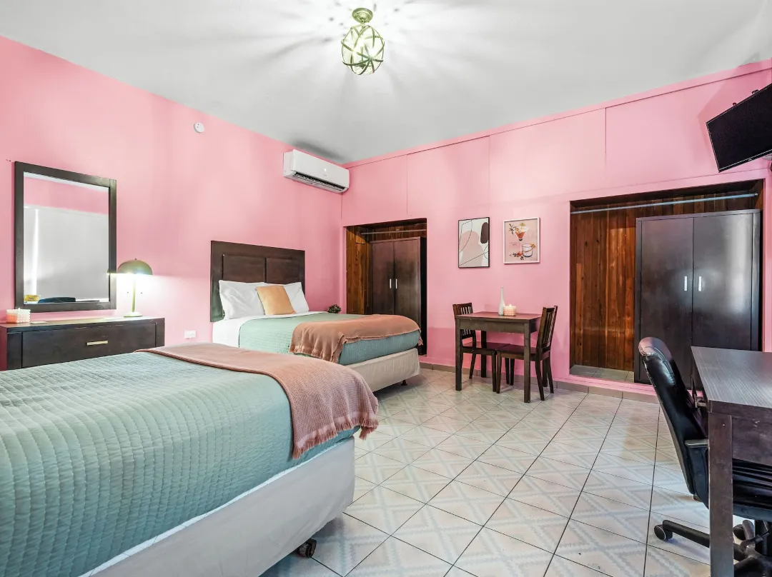 Borinquen Beach Inn - Puerto Rico