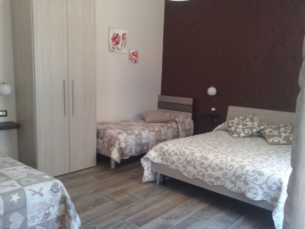 Guest House A Stone's Throw From The Port - Civitavecchia