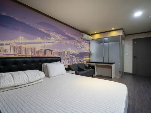 Busan Seomyeon Blooming Hotel - Pusan