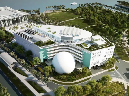 Spacious Oasis With Pool And Canal Views - Luxurious Family Retreat - Coral Springs, FL