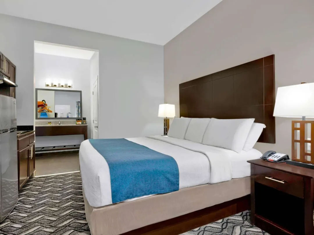 Studio 6 Pleasanton, Tx - Pleasanton, TX