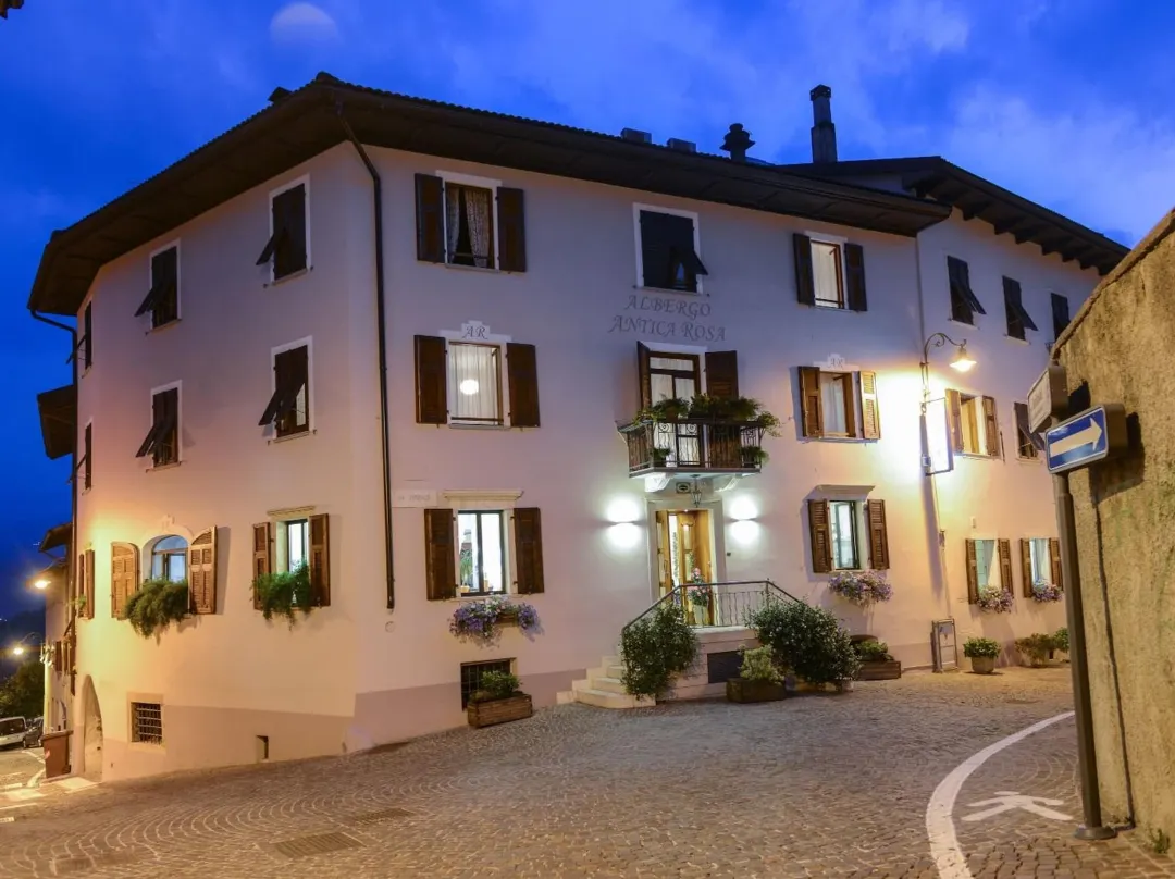 Hotel Antica Rosa - Levico Terme