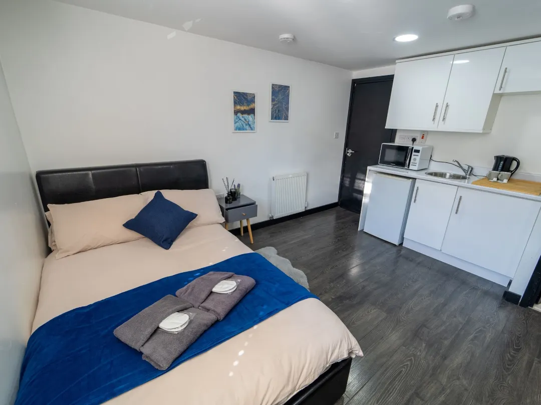 44 North Road Studios Near Qe And Uob - Birmingham