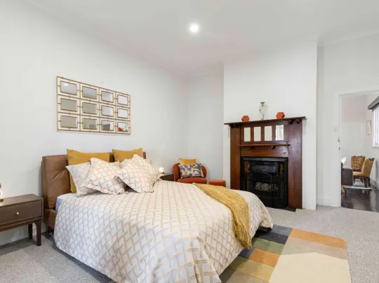 The Golden Key Henley Beach - Adelaide