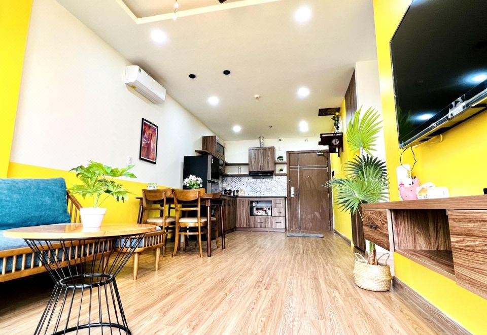 Mon Sapphire Homestay * View Sea and Poem Mountain, 2024 | Trip.com